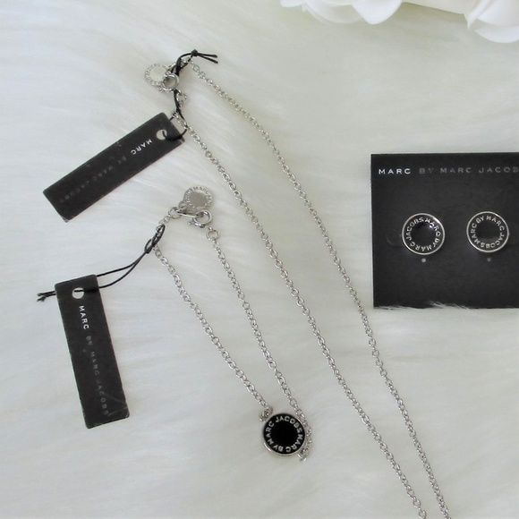 Marc By Marc Jacobs | Jewelry | Nwt Marc Jacobs Enamel Logo Disc ...